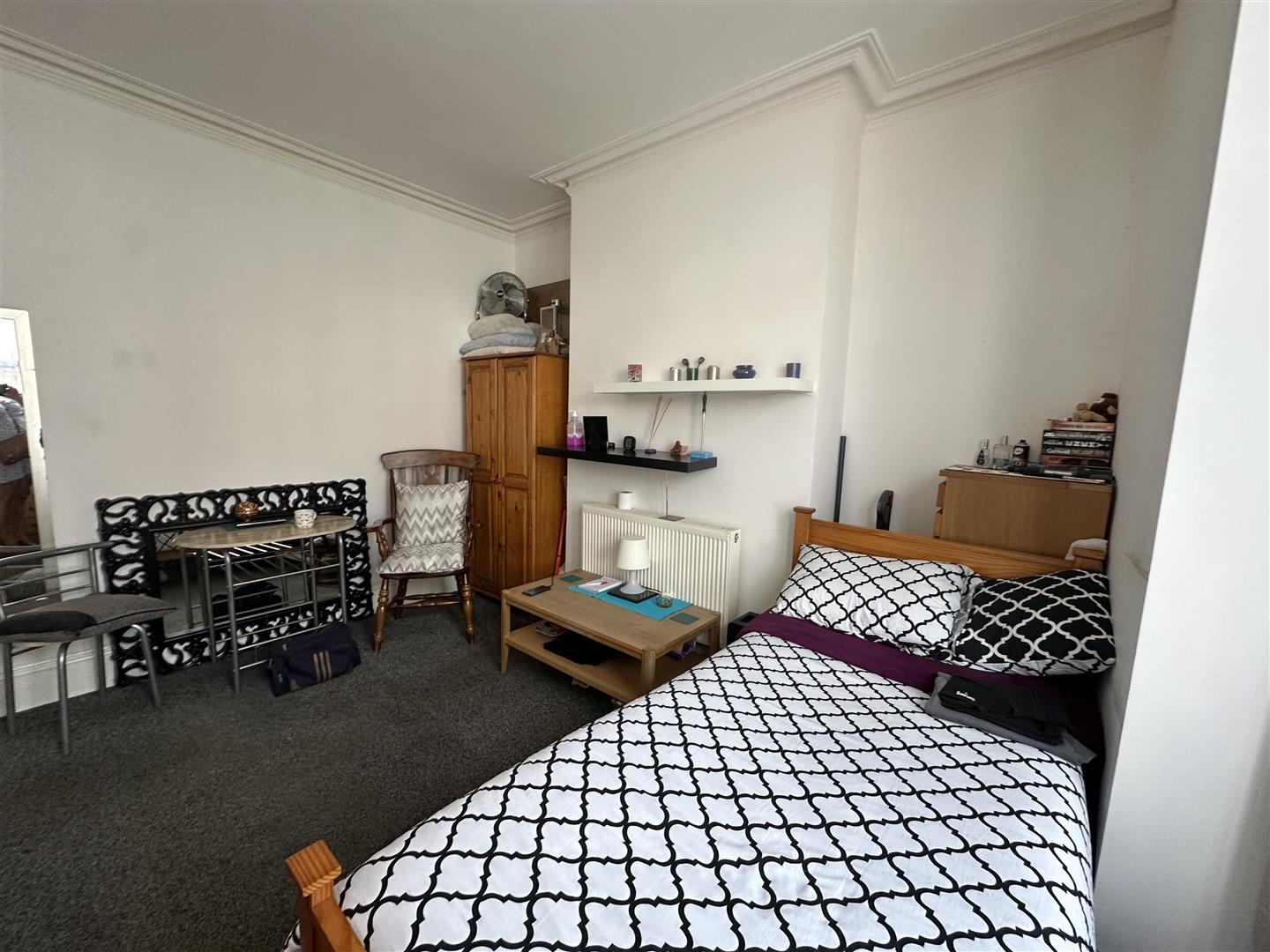 Chester Street, Coundon, Coventry * SIX INDIVIDUAL STUDIOS * - Matthew ...